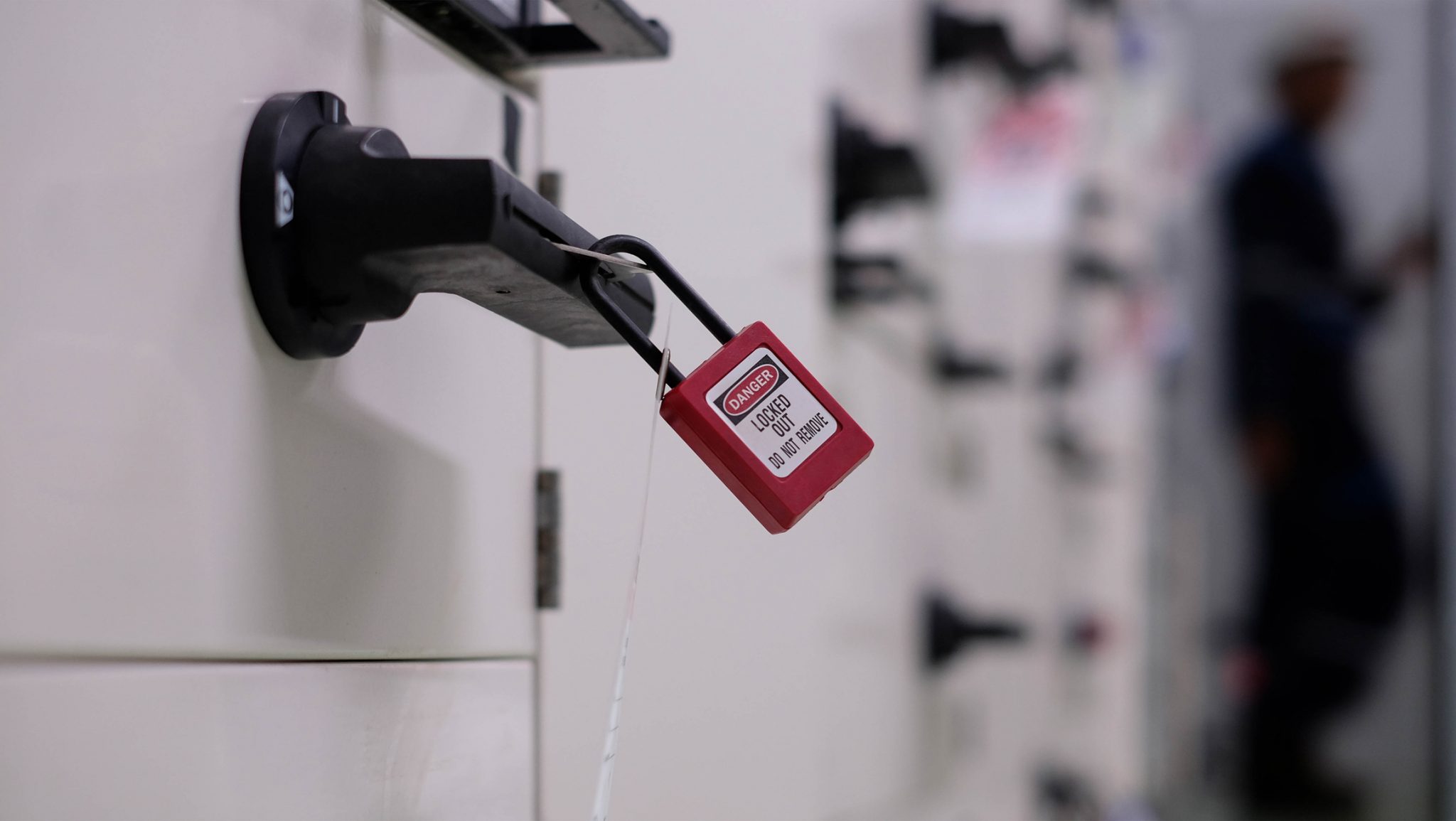 Lockout/Tagout - 8 Helpful Steps To Know | Compliance Consultants, Inc.